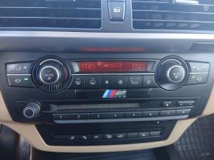 Black BMW X5 2007 in Alytus, with an engine capacity of 4.80 L and mileage of 336 thousand km for 5750 €, photo 12 on AUTOMOTO.COM.LV