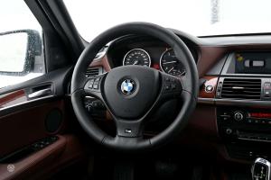 Melns BMW X5 2009 Kretinga, ar dzinēja tilpumu 3.00 L un nobraukumu 311 tūkst. km par 11999 €, foto 12 vietnē AUTOMOTO.COM.LV