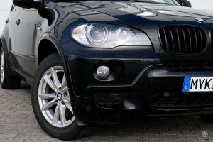 Melns BMW X5 2009 Kretinga, ar dzinēja tilpumu 3.00 L un nobraukumu 311 tūkst. km par 9499 €, foto 7 vietnē AUTOMOTO.COM.LV