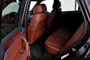 Melns BMW X5 2009 Kretinga, ar dzinēja tilpumu 3.00 L un nobraukumu 311 tūkst. km par 9499 €, foto 26 vietnē AUTOMOTO.COM.LV