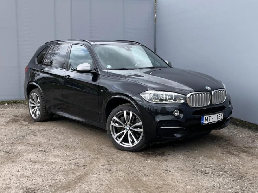Melns BMW X5 2014 Rīga, ar dzinēja tilpumu 3.00 L un nobraukumu 240 tūkst. km par 25000 €, foto 3 vietnē AUTOMOTO.COM.LV