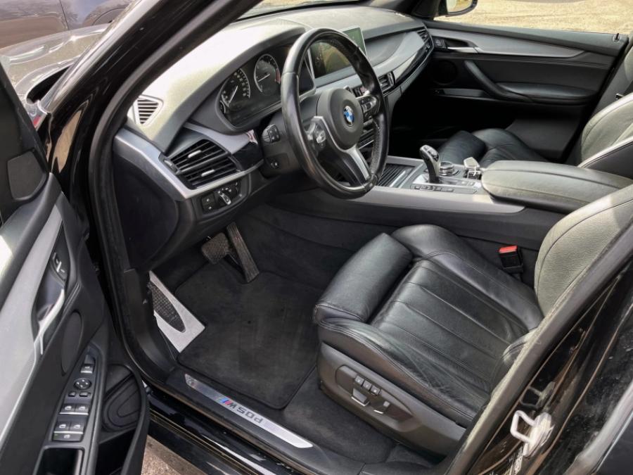 Melns BMW X5 2014 Rīga, ar dzinēja tilpumu 3.00 L un nobraukumu 240 tūkst. km par 25000 €, foto 6 vietnē AUTOMOTO.COM.LV