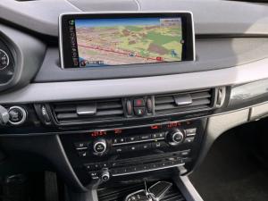 Melns BMW X5 2014 Rīga, ar dzinēja tilpumu 3.00 L un nobraukumu 240 tūkst. km par 25000 €, foto 9 vietnē AUTOMOTO.COM.LV