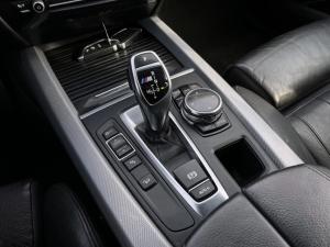 Melns BMW X5 2014 Rīga, ar dzinēja tilpumu 3.00 L un nobraukumu 240 tūkst. km par 25000 €, foto 10 vietnē AUTOMOTO.COM.LV