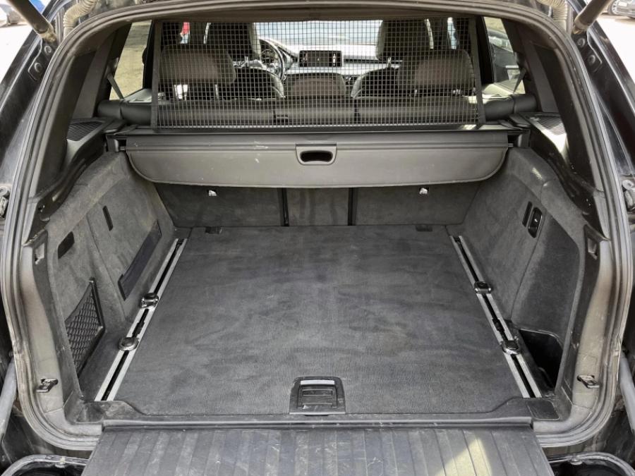 Melns BMW X5 2014 Rīga, ar dzinēja tilpumu 3.00 L un nobraukumu 240 tūkst. km par 25000 €, foto 18 vietnē AUTOMOTO.COM.LV