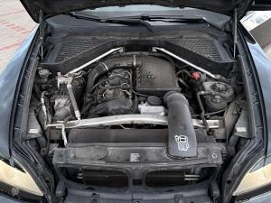 Melns BMW X5 2012 Viļņa, ar dzinēja tilpumu 2.98 L un nobraukumu 328 tūkst. km par 10000 €, foto 27 vietnē AUTOMOTO.COM.LV