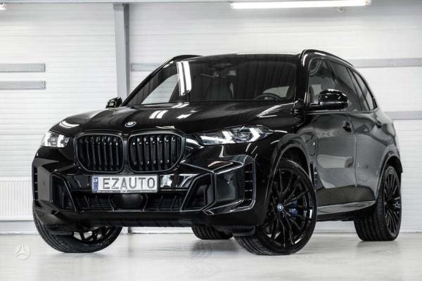 Melns BMW X5 2023 Tukums, ar dzinēja tilpumu 0.00 L un nobraukumu 25 tūkst. km par 87777 €, foto 1 vietnē AUTOMOTO.COM.LV