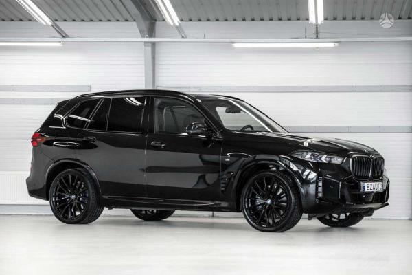 Melns BMW X5 2023 Tukums, ar dzinēja tilpumu 0.00 L un nobraukumu 25 tūkst. km par 87777 €, foto 5 vietnē AUTOMOTO.COM.LV