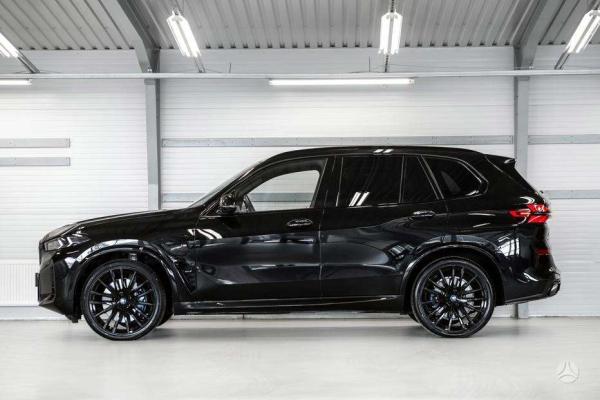 Melns BMW X5 2023 Tukums, ar dzinēja tilpumu 0.00 L un nobraukumu 25 tūkst. km par 87777 €, foto 7 vietnē AUTOMOTO.COM.LV