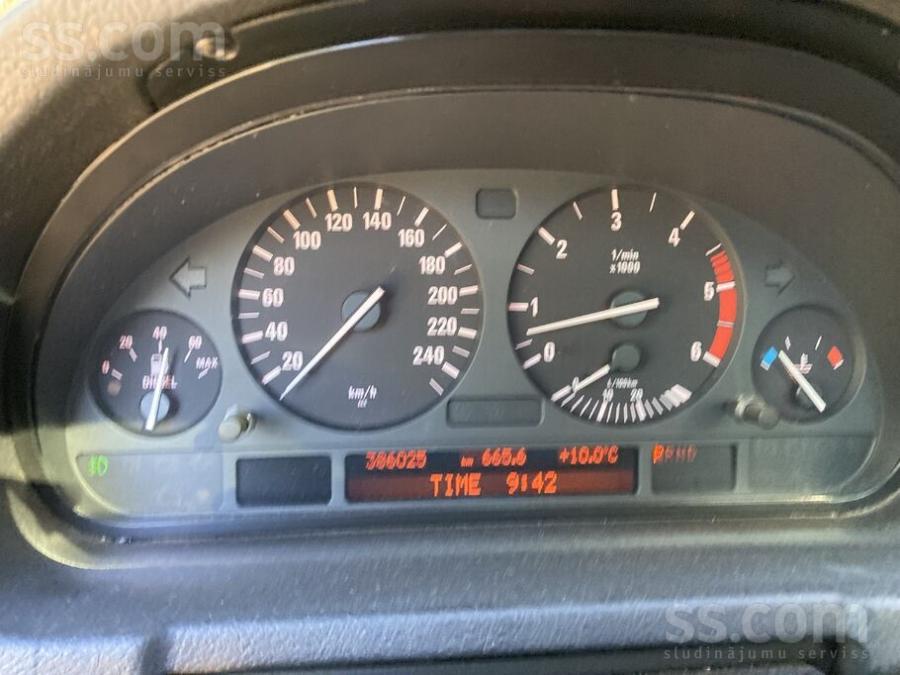 Melns BMW X5 2004 Rīga, ar dzinēja tilpumu 3.00 L un nobraukumu 386 tūkst. km par 4990 €, foto 9 vietnē AUTOMOTO.COM.LV