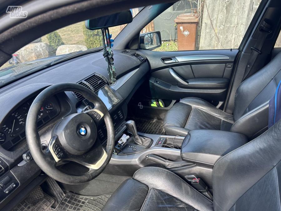 Melns BMW X5 2005 Viļņa, ar dzinēja tilpumu 3.00 L un nobraukumu 35 tūkst. km par 4800 €, foto 14 vietnē AUTOMOTO.COM.LV
