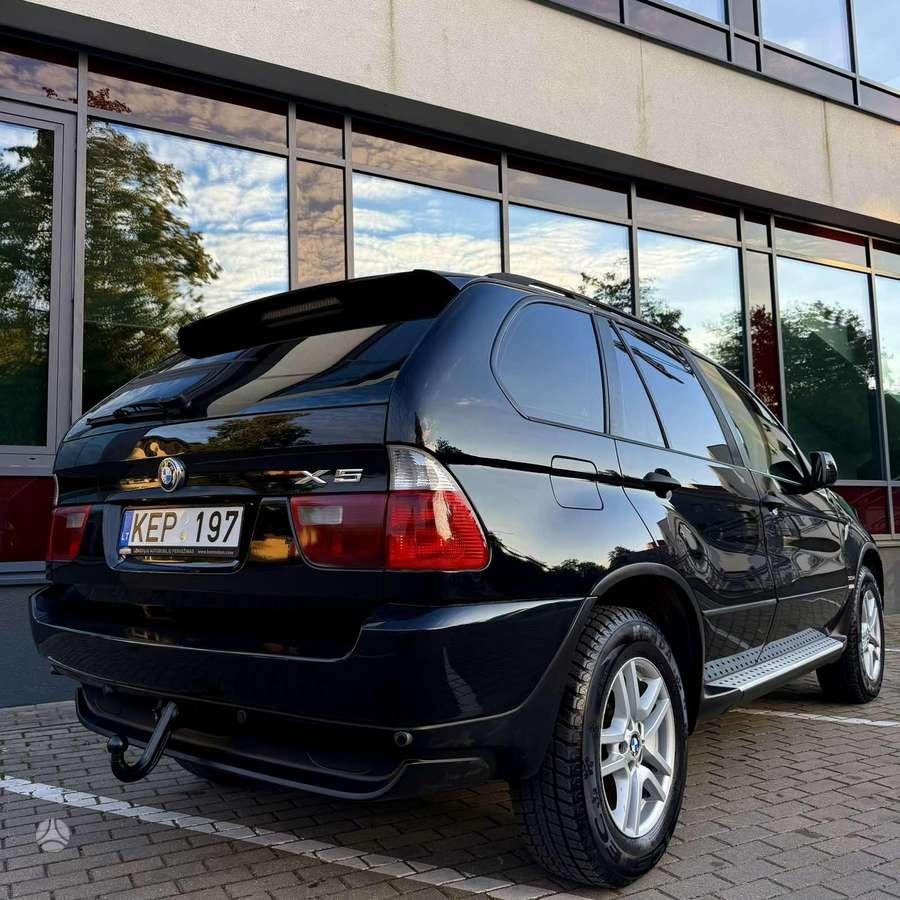 Black BMW X5 2005 in Kaisiadorys, with an engine capacity of 2.99 L and mileage of 370 thousand km for 4750 €, photo 4 on AUTOMOTO.COM.LV