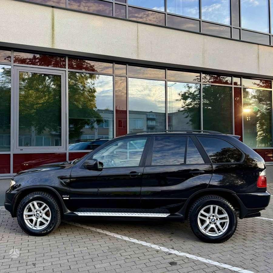 Black BMW X5 2005 in Kaisiadorys, with an engine capacity of 2.99 L and mileage of 370 thousand km for 4750 €, photo 17 on AUTOMOTO.COM.LV