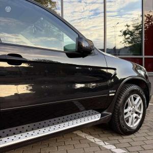 Black BMW X5 2005 in Kaisiadorys, with an engine capacity of 2.99 L and mileage of 370 thousand km for 4750 €, photo 21 on AUTOMOTO.COM.LV