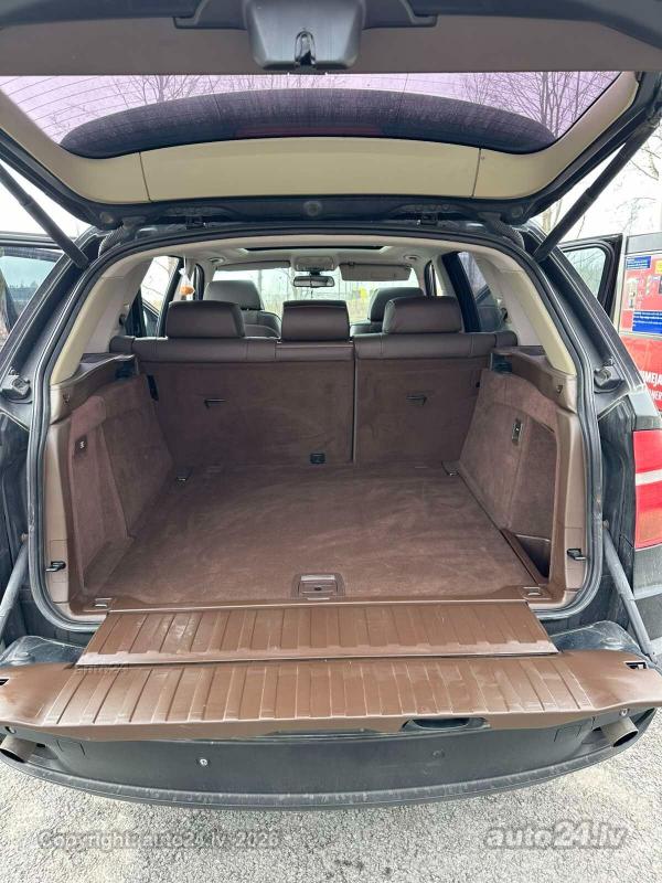 Black BMW X5 2007 in Paide, with an engine capacity of 3.00 L and mileage of 346 thousand km for 8800 €, photo 11 on AUTOMOTO.COM.LV