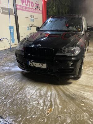 Black BMW X5 2007 in Riga, with an engine capacity of 4.80 L and mileage of 170 thousand km for 10000 €, photo 7 on AUTOMOTO.COM.LV