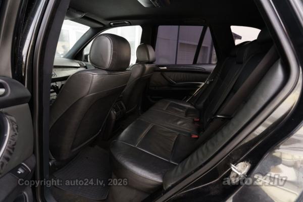 Black BMW X5 2002 in Tartu, with an engine capacity of 2.90 L and mileage of 328 thousand km for 3750 €, photo 10 on AUTOMOTO.COM.LV
