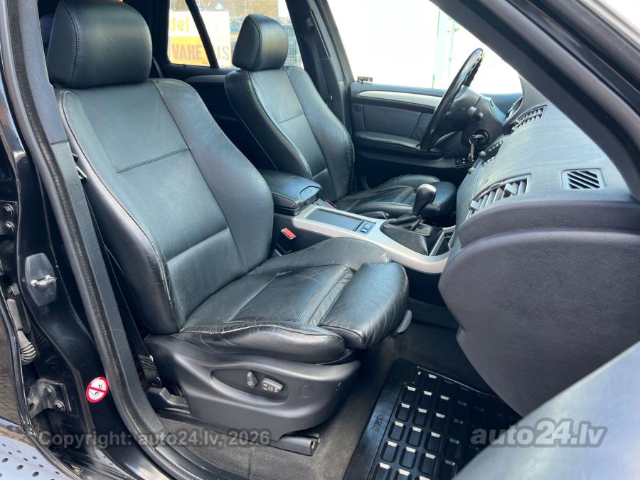 Melns BMW X5 2002 Paide, ar dzinēja tilpumu 3.00 L un nobraukumu 266 tūkst. km par 4799 €, foto 16 vietnē AUTOMOTO.COM.LV
