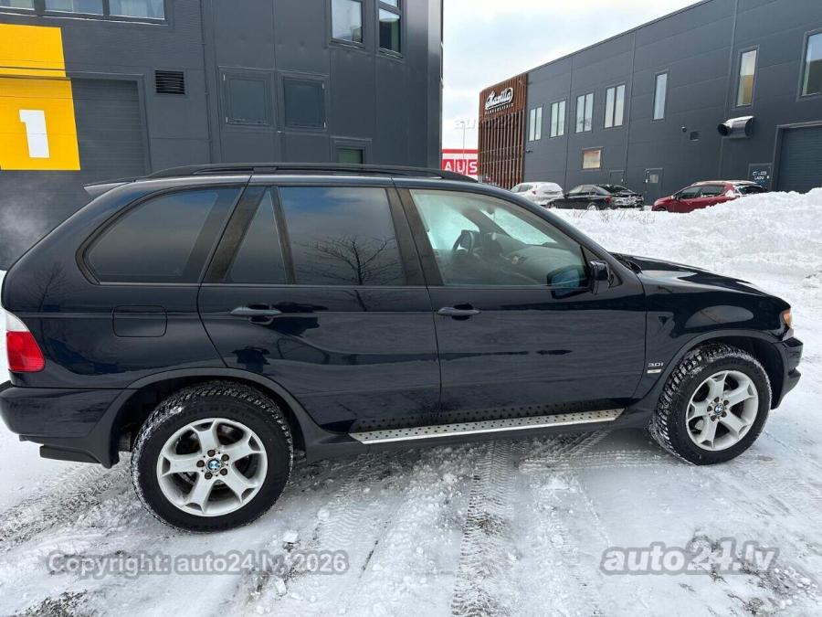 Melns BMW X5 2003 Tallina, ar dzinēja tilpumu 3.00 L un nobraukumu 223 tūkst. km par 5800 €, foto 5 vietnē AUTOMOTO.COM.LV