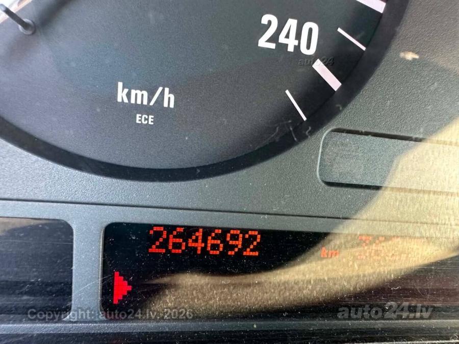 Черный БМВ Х5 2003 в Таллин, объемом двигателя 2.90 л и пробегом 265 тыс. км за 3300 €, фото 3 на AUTOMOTO.COM.LV