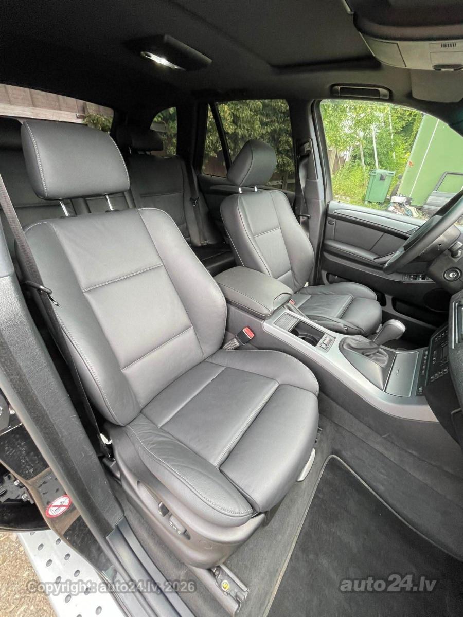Black BMW X5 2003 in Tallinn, with an engine capacity of 3.00 L and mileage of 294 thousand km for 10999 €, photo 14 on AUTOMOTO.COM.LV