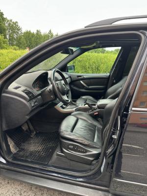 Melns BMW X5 2004 Tallina, ar dzinēja tilpumu 3.00 L un nobraukumu 0 tūkst. km par 3500 €, foto 11 vietnē AUTOMOTO.COM.LV
