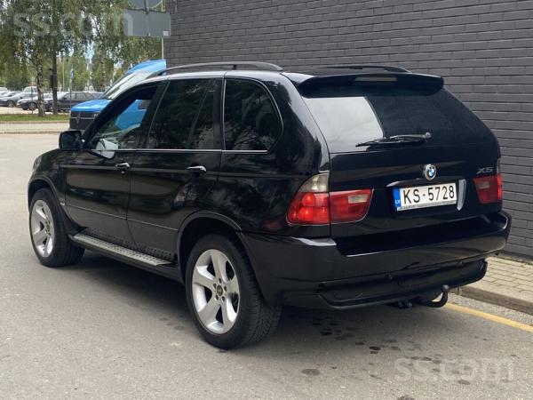 Black BMW X5 2004 in Riga, with an engine capacity of 3.00 L and mileage of 356 thousand km for 4990 €, photo 5 on AUTOMOTO.COM.LV