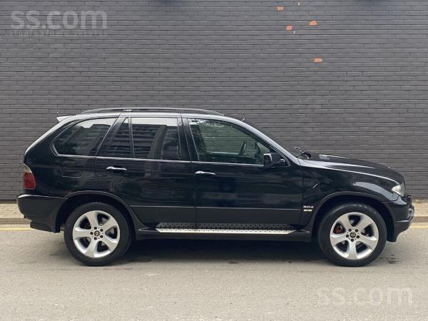 Black BMW X5 2004 in Riga, with an engine capacity of 3.00 L and mileage of 356 thousand km for 4990 €, photo 8 on AUTOMOTO.COM.LV