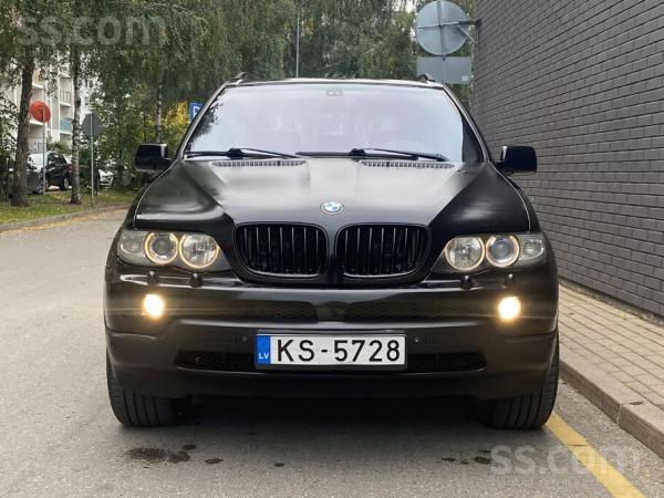 Black BMW X5 2004 in Riga, with an engine capacity of 3.00 L and mileage of 356 thousand km for 4990 €, photo 10 on AUTOMOTO.COM.LV