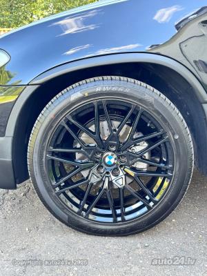 Black BMW X5 2004 in Tallinn, with an engine capacity of 3.00 L and mileage of 298 thousand km for 15500 €, photo 29 on AUTOMOTO.COM.LV