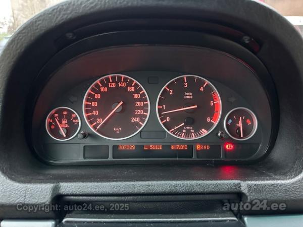 Melns BMW X5 2005 Tallina, ar dzinēja tilpumu 3.00 L un nobraukumu 307 tūkst. km par 5500 €, foto 11 vietnē AUTOMOTO.COM.LV