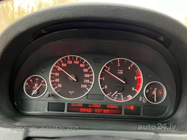Black BMW X5 2006 in Polva, with an engine capacity of 3.00 L and mileage of 310 thousand km for 5200 €, photo 10 on AUTOMOTO.COM.LV