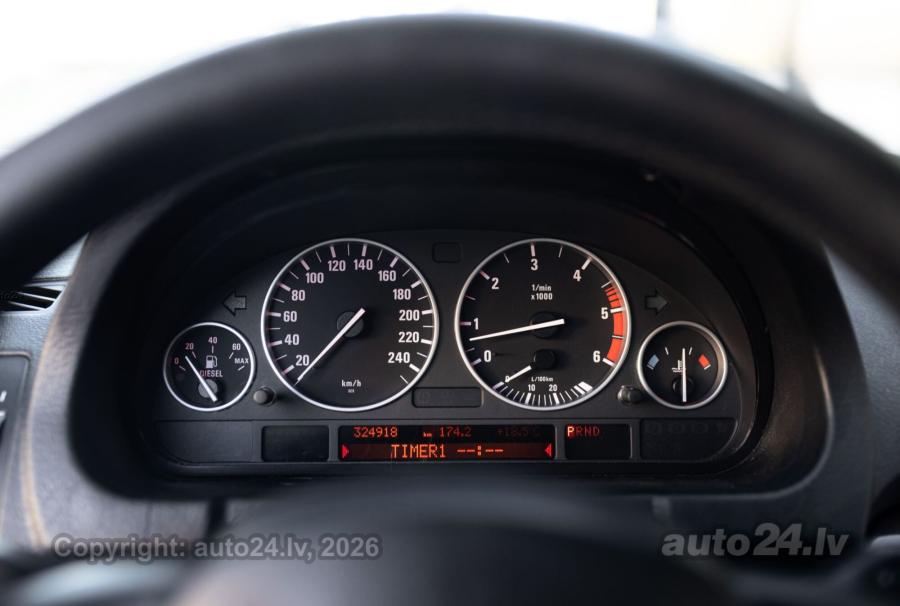 Melns BMW X5 2006 Tallina, ar dzinēja tilpumu 3.00 L un nobraukumu 324 tūkst. km par 5999 €, foto 24 vietnē AUTOMOTO.COM.LV