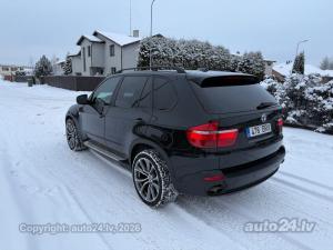Melns BMW X5 2007 Tartu, ar dzinēja tilpumu 3.00 L un nobraukumu 341 tūkst. km par 7400 €, foto 4 vietnē AUTOMOTO.COM.LV