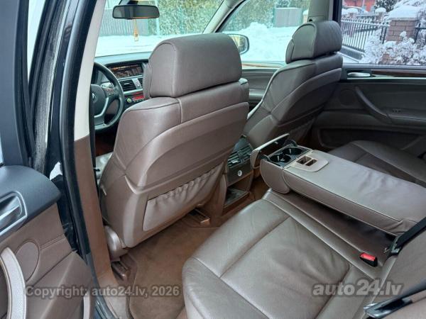 Черный БМВ Х5 2007 в Тарту, объемом двигателя 3.00 л и пробегом 341 тыс. км за 7400 €, фото 11 на AUTOMOTO.COM.LV