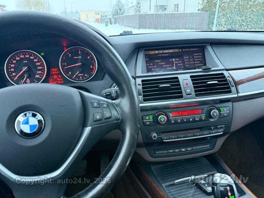 Melns BMW X5 2007 Tartu, ar dzinēja tilpumu 3.00 L un nobraukumu 341 tūkst. km par 7400 €, foto 19 vietnē AUTOMOTO.COM.LV