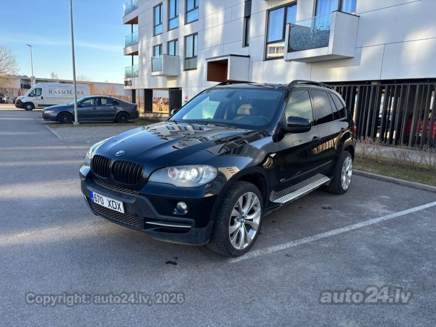 Black BMW X5 2007 in Tartu, with an engine capacity of 3.00 L and mileage of 382 thousand km for 7800 €, photo 1 on AUTOMOTO.COM.LV