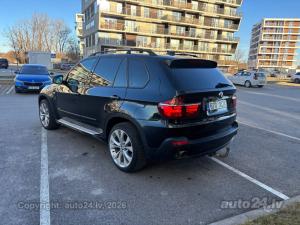Black BMW X5 2007 in Tartu, with an engine capacity of 3.00 L and mileage of 382 thousand km for 7800 €, photo 3 on AUTOMOTO.COM.LV