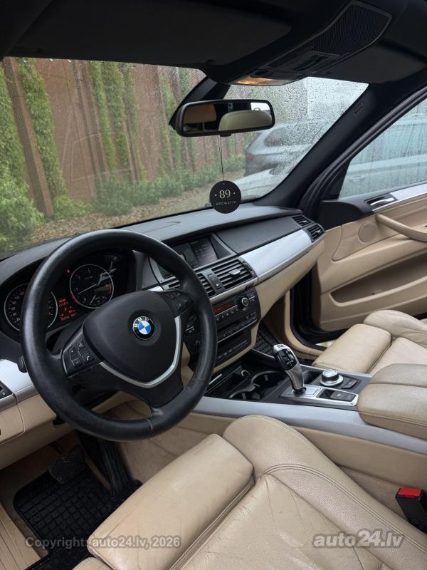 Melns BMW X5 2007 Tallina, ar dzinēja tilpumu 3.00 L un nobraukumu 330 tūkst. km par 6998 €, foto 7 vietnē AUTOMOTO.COM.LV