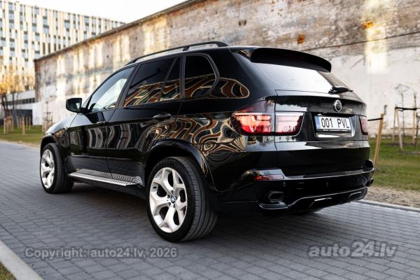 Black BMW X5 2008 in Tallinn, with an engine capacity of 3.00 L and mileage of 250 thousand km for 11998 €, photo 5 on AUTOMOTO.COM.LV