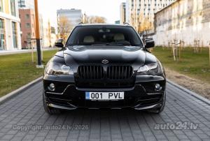 Black BMW X5 2008 in Tallinn, with an engine capacity of 3.00 L and mileage of 250 thousand km for 11998 €, photo  on AUTOMOTO.COM.LV