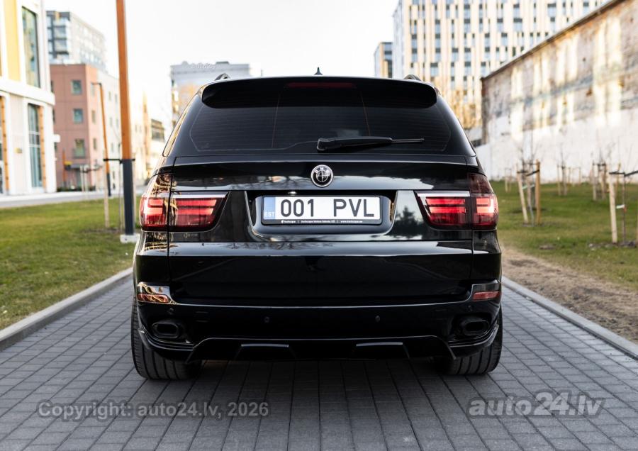 Black BMW X5 2008 in Tallinn, with an engine capacity of 3.00 L and mileage of 250 thousand km for 11998 €, photo 5 on AUTOMOTO.COM.LV