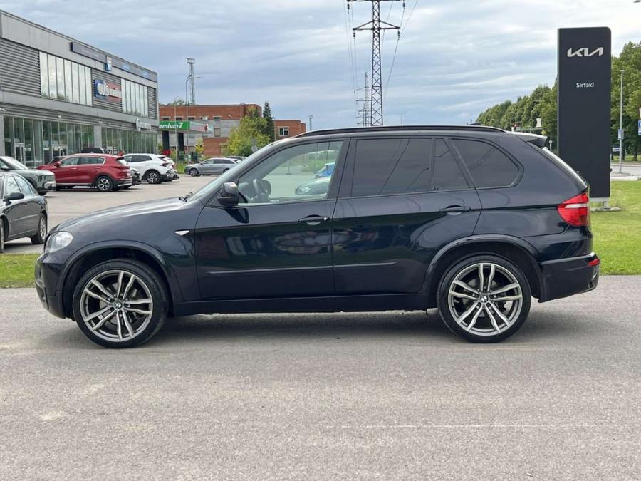Melns BMW X5 2008 Narva, ar dzinēja tilpumu 3.00 L un nobraukumu 439 tūkst. km par 5499 €, foto 16 vietnē AUTOMOTO.COM.LV