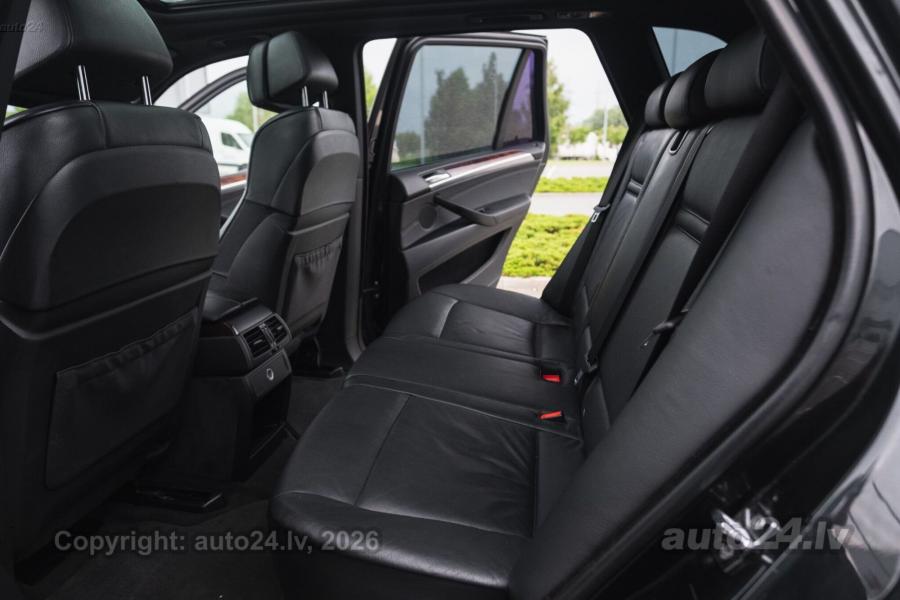 Melns BMW X5 2008 Tallina, ar dzinēja tilpumu 3.00 L un nobraukumu 0 tūkst. km par 6699 €, foto 7 vietnē AUTOMOTO.COM.LV