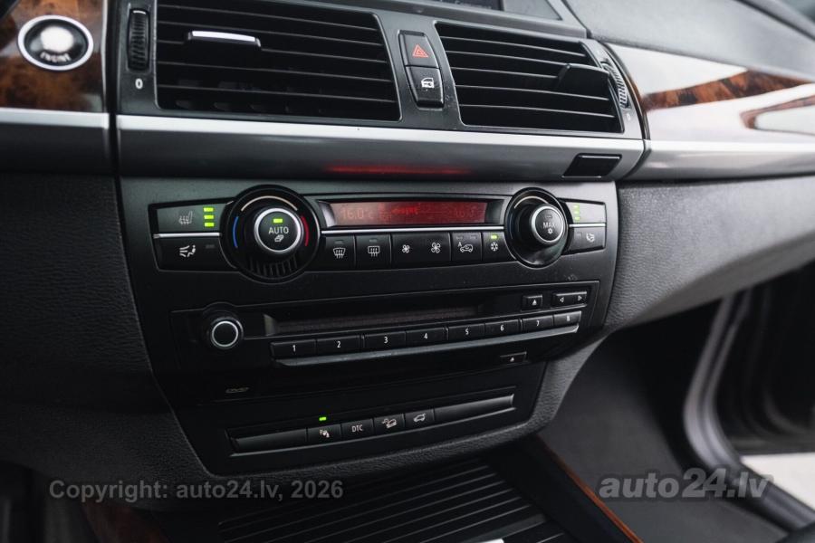 Melns BMW X5 2008 Tallina, ar dzinēja tilpumu 3.00 L un nobraukumu 0 tūkst. km par 6699 €, foto 9 vietnē AUTOMOTO.COM.LV