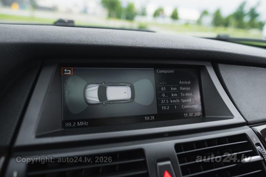 Melns BMW X5 2008 Tallina, ar dzinēja tilpumu 3.00 L un nobraukumu 0 tūkst. km par 6699 €, foto 10 vietnē AUTOMOTO.COM.LV