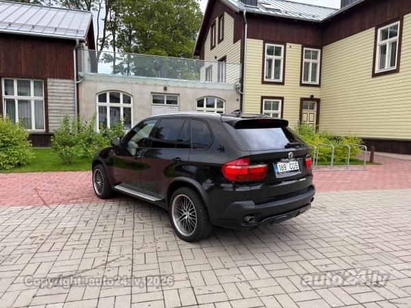 Black BMW X5 2008 in Tartu, with an engine capacity of 3.00 L and mileage of 411 thousand km for 6800 €, photo 6 on AUTOMOTO.COM.LV