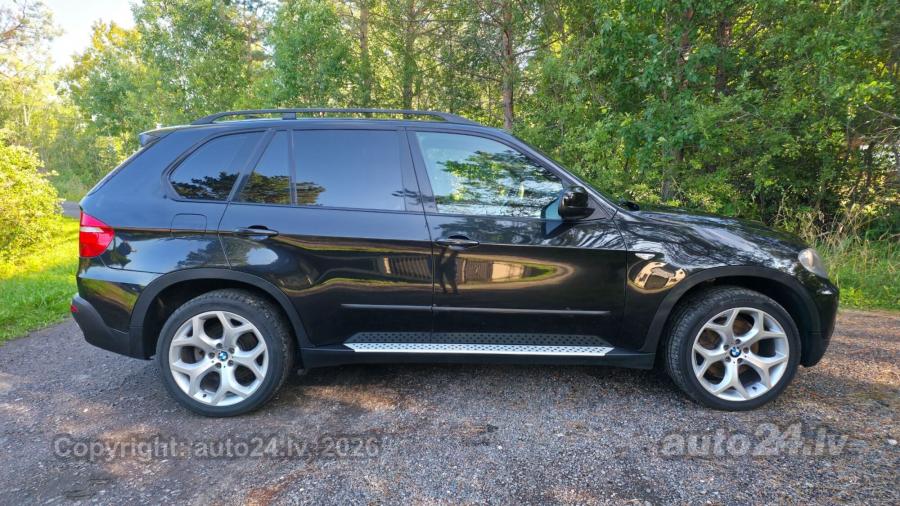 Melns BMW X5 2008 Tallina, ar dzinēja tilpumu 3.00 L un nobraukumu 388 tūkst. km par 8300 €, foto 7 vietnē AUTOMOTO.COM.LV