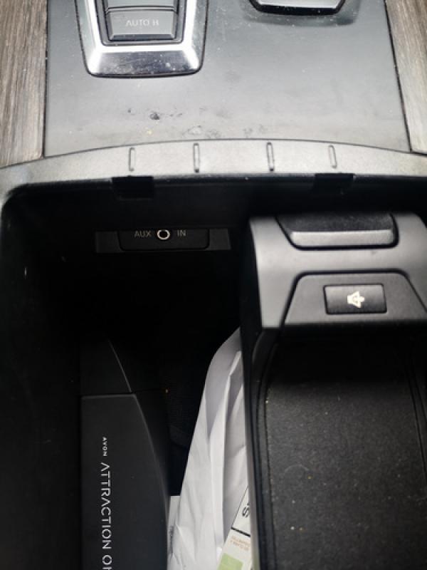 Melns BMW X5 2008 Tallina, ar dzinēja tilpumu 0.00 L un nobraukumu 372 tūkst. km par 9200 €, foto 9 vietnē AUTOMOTO.COM.LV