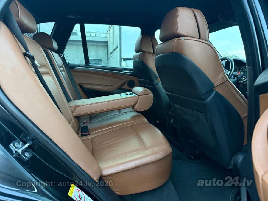 Черный БМВ Х5 2009 в Тарту, объемом двигателя 3.00 л и пробегом 394 тыс. км за 7800 €, фото 11 на AUTOMOTO.COM.LV